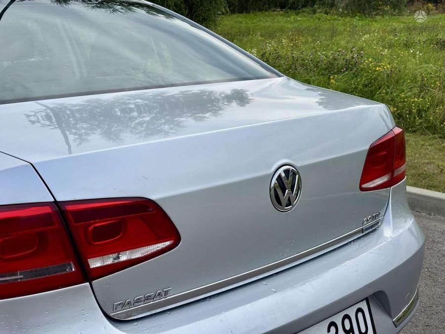 Pelēks Volkswagen Passat 2011 Viļņa, ar dzinēja tilpumu 1.97 L un nobraukumu 394 tūkst. km par 3700 €, foto 6 vietnē AUTOMOTO.COM.LV