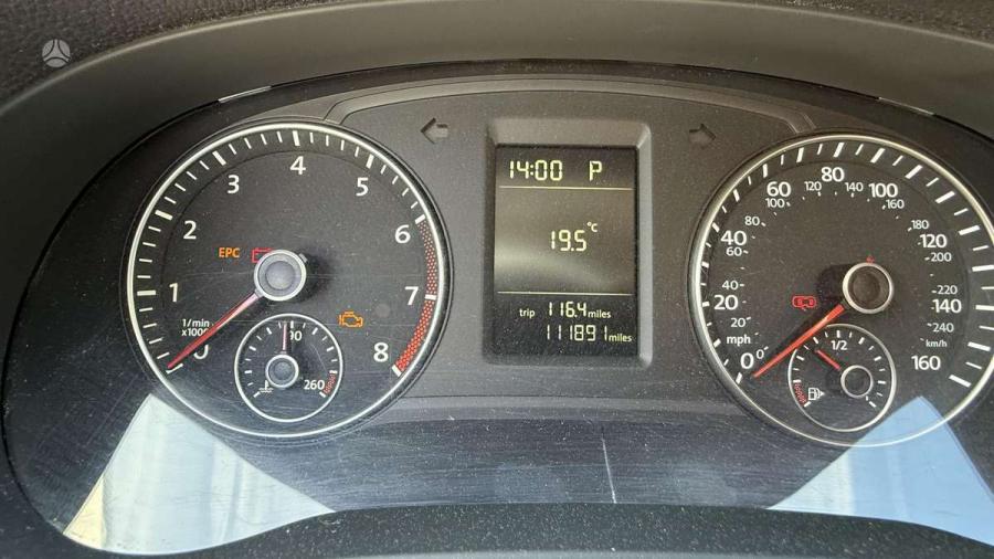 Grey Volkswagen Passat 2012 in Vilnius, with an engine capacity of 2.50 L and mileage of 179 thousand km for 3900 €, photo 12 on AUTOMOTO.COM.LV