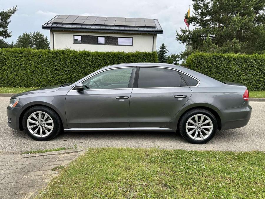 Pelēks Volkswagen Passat 2012 Viļņa, ar dzinēja tilpumu 0.00 L un nobraukumu 294 tūkst. km par 3900 €, foto 9 vietnē AUTOMOTO.COM.LV