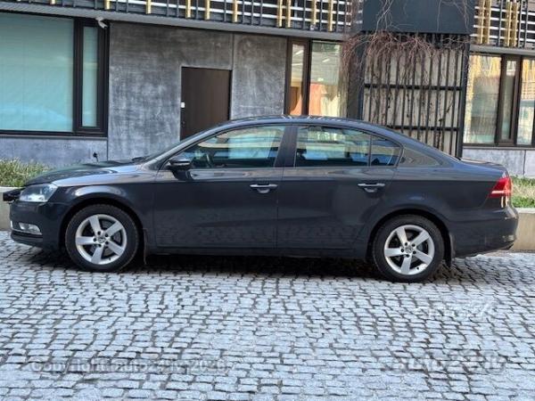 Pelēks Volkswagen Passat 2013 Tallina, ar dzinēja tilpumu 1.40 L un nobraukumu 180 tūkst. km par 5490 €, foto 7 vietnē AUTOMOTO.COM.LV
