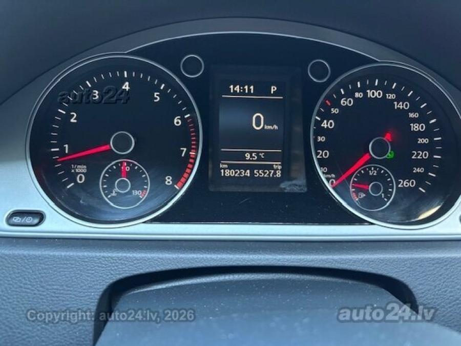 Grey Volkswagen Passat 2013 in Tallinn, with an engine capacity of 1.40 L and mileage of 180 thousand km for 5250 €, photo 15 on AUTOMOTO.COM.LV