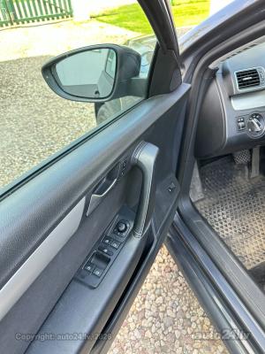 Grey Volkswagen Passat 2013 in Voru, with an engine capacity of 1.40 L and mileage of 234 thousand km for 4500 €, photo 8 on AUTOMOTO.COM.LV