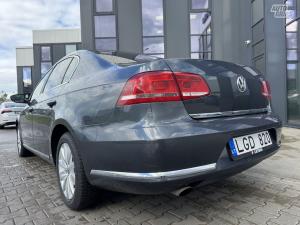 Grey Volkswagen Passat 2013 in Kaunas, with an engine capacity of 1.60 L and mileage of 260 thousand km for 4500 €, photo 19 on AUTOMOTO.COM.LV