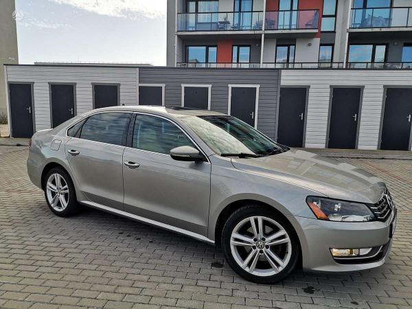 Grey Volkswagen Passat 2013 in Klaipeda, with an engine capacity of 3.60 L and mileage of 212 thousand km for 4900 €, photo 2 on AUTOMOTO.COM.LV