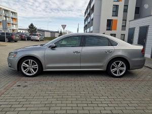 Grey Volkswagen Passat 2013 in Klaipeda, with an engine capacity of 3.60 L and mileage of 212 thousand km for 4900 €, photo 9 on AUTOMOTO.COM.LV