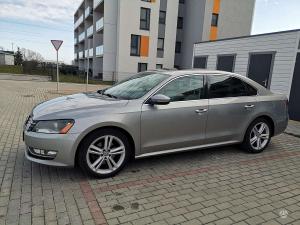 Grey Volkswagen Passat 2013 in Klaipeda, with an engine capacity of 3.60 L and mileage of 212 thousand km for 4900 €, photo 12 on AUTOMOTO.COM.LV