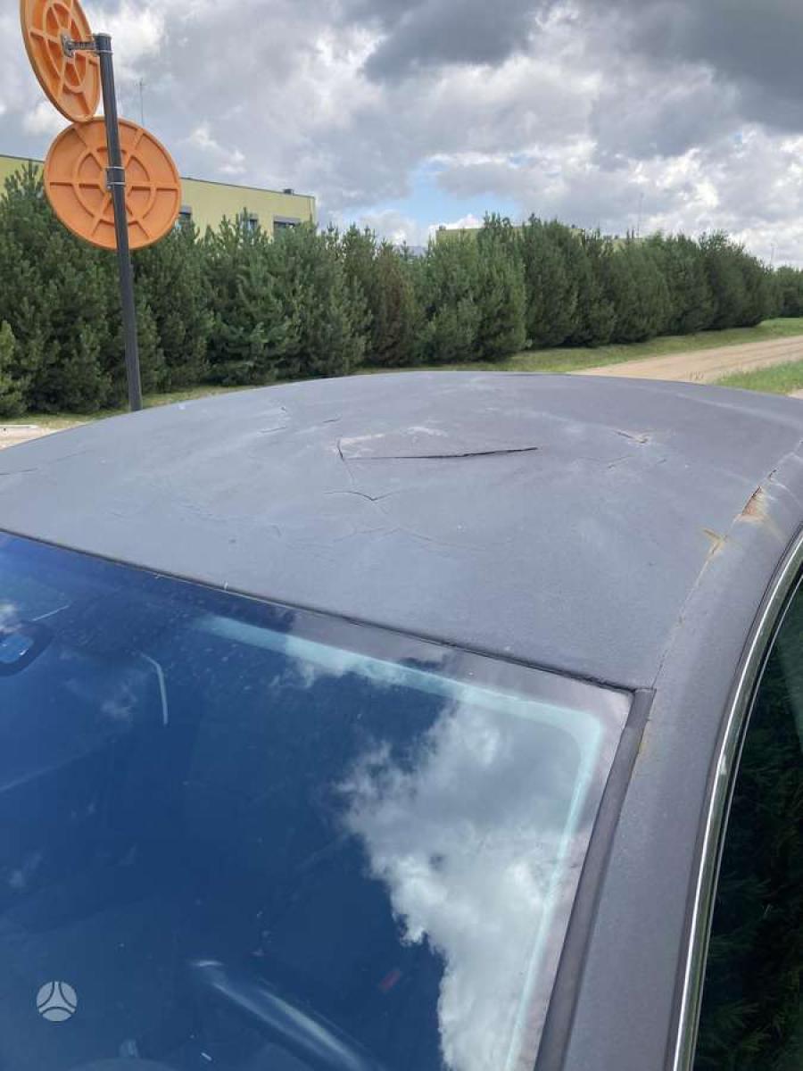 Grey Volkswagen Passat 2013 in Kaunas, with an engine capacity of 1.97 L and mileage of 313 thousand km for 4300 €, photo 6 on AUTOMOTO.COM.LV