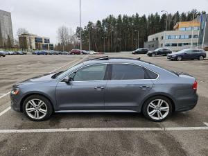 Grey Volkswagen Passat 2014 in Vilnius, with an engine capacity of 2.00 L and mileage of 210 thousand km for 6000 €, photo 3 on AUTOMOTO.COM.LV