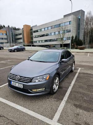 Grey Volkswagen Passat 2014 in Vilnius, with an engine capacity of 2.00 L and mileage of 210 thousand km for 6000 €, photo 10 on AUTOMOTO.COM.LV