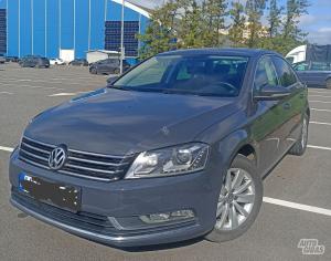 Pelēks Volkswagen Passat 2014 Viļņa, ar dzinēja tilpumu 1.40 L un nobraukumu 157 tūkst. km par 5500 €, foto  vietnē AUTOMOTO.COM.LV