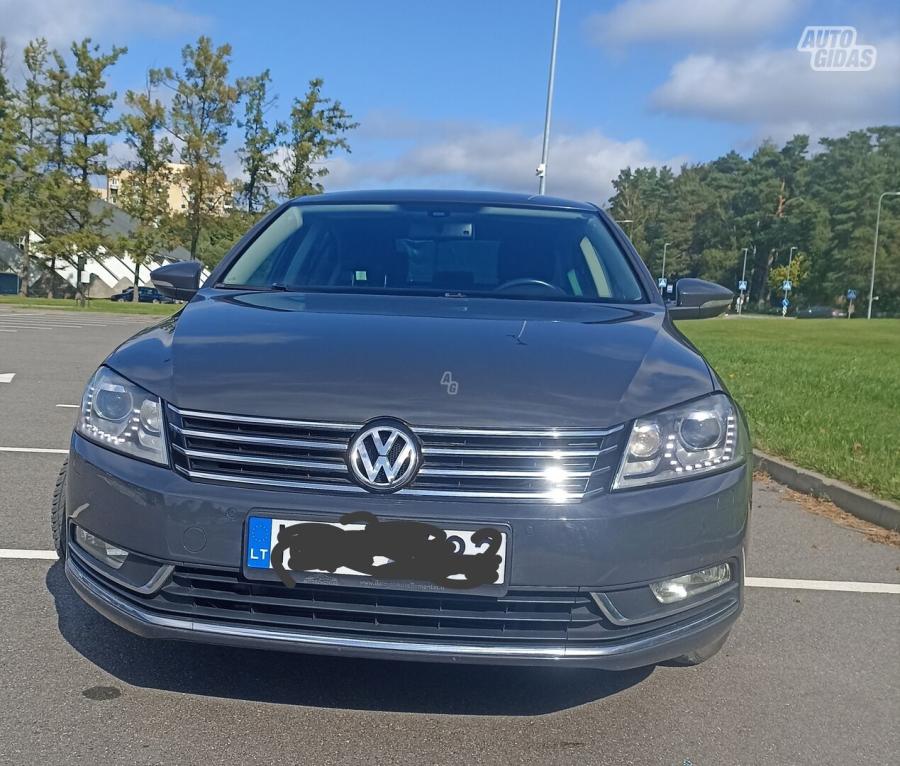 Grey Volkswagen Passat 2014 in Vilnius, with an engine capacity of 1.40 L and mileage of 157 thousand km for 5500 €, photo 2 on AUTOMOTO.COM.LV