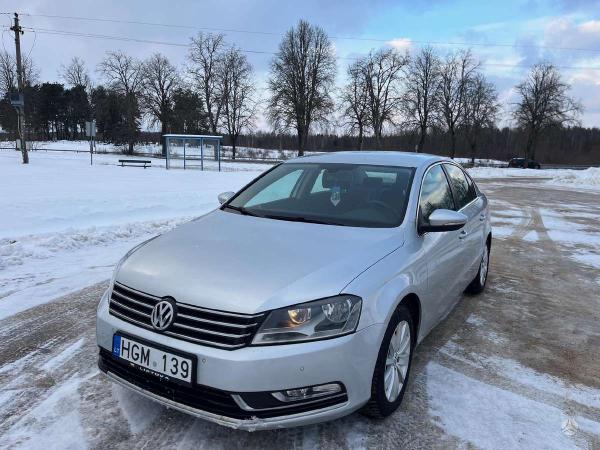 Pelēks Volkswagen Passat 2014 Viļņa, ar dzinēja tilpumu 1.97 L un nobraukumu 258 tūkst. km par 6750 €, foto 1 vietnē AUTOMOTO.COM.LV