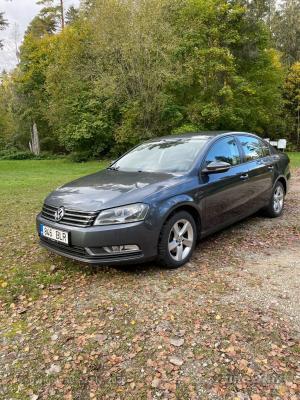 Grey Volkswagen Passat 2014 in Tallinn, with an engine capacity of 1.40 L and mileage of 228 thousand km for 5500 €, photo  on AUTOMOTO.COM.LV