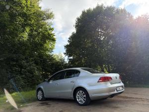 Pelēks Volkswagen Passat 2014 Viļņa, ar dzinēja tilpumu 1.97 L un nobraukumu 261 tūkst. km par 5300 €, foto 4 vietnē AUTOMOTO.COM.LV