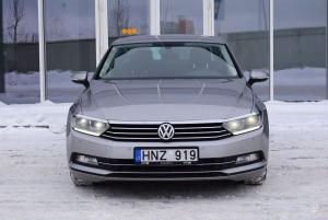 Pelēks Volkswagen Passat 2015 Viļņa, ar dzinēja tilpumu 1.97 L un nobraukumu 342 tūkst. km par 8300 €, foto 2 vietnē AUTOMOTO.COM.LV