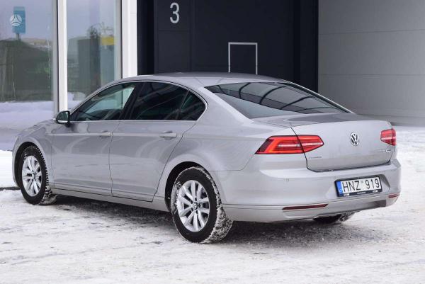 Grey Volkswagen Passat 2015 in Vilnius, with an engine capacity of 1.97 L and mileage of 342 thousand km for 8300 €, photo 6 on AUTOMOTO.COM.LV