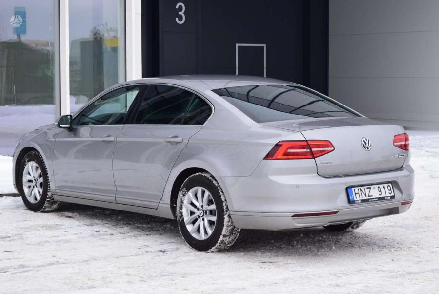 Pelēks Volkswagen Passat 2015 Viļņa, ar dzinēja tilpumu 1.97 L un nobraukumu 342 tūkst. km par 8300 €, foto 6 vietnē AUTOMOTO.COM.LV
