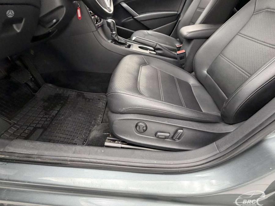 Grey Volkswagen Passat 2015 in Vilnius, with an engine capacity of 1.80 L and mileage of 166 thousand km for 6000 €, photo 22 on AUTOMOTO.COM.LV
