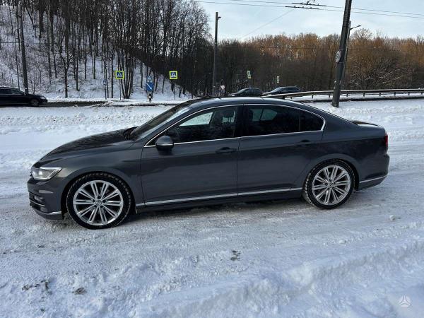 Pelēks Volkswagen Passat 2015 Kauņa, ar dzinēja tilpumu 1.60 L un nobraukumu 230 tūkst. km par 11800 €, foto 3 vietnē AUTOMOTO.COM.LV