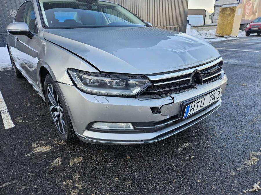 Pelēks Volkswagen Passat 2015 Kauņa, ar dzinēja tilpumu 1.40 L un nobraukumu 221 tūkst. km par 4400 €, foto 12 vietnē AUTOMOTO.COM.LV