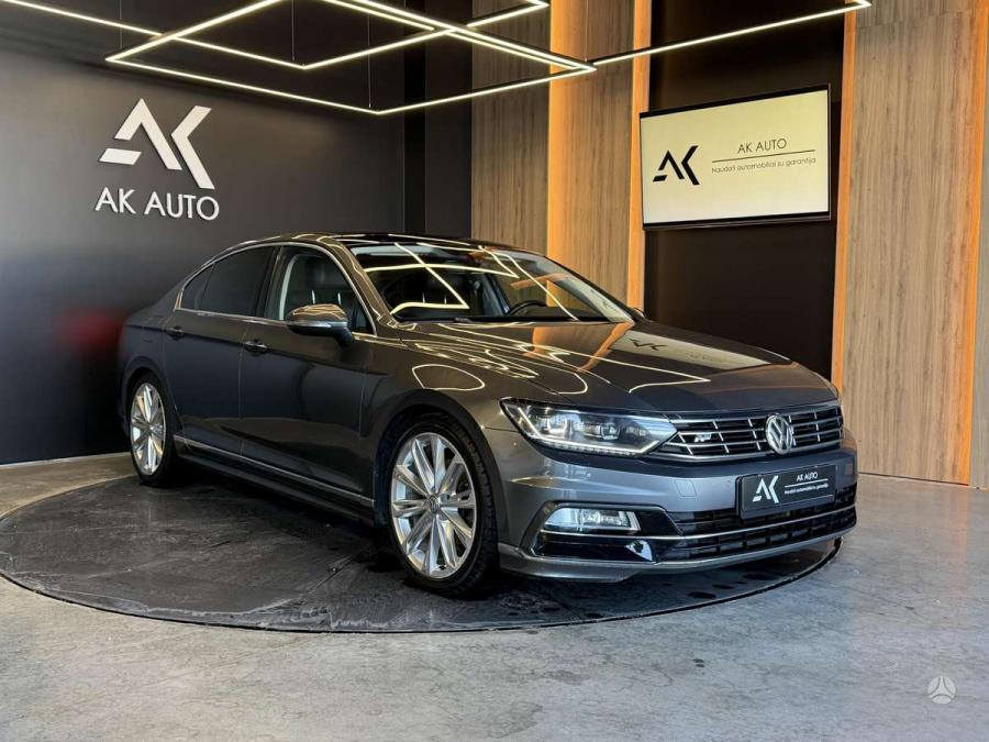 Grey Volkswagen Passat 2015 in Kaunas, with an engine capacity of 1.60 L and mileage of 230 thousand km for 12490 €, photo 2 on AUTOMOTO.COM.LV