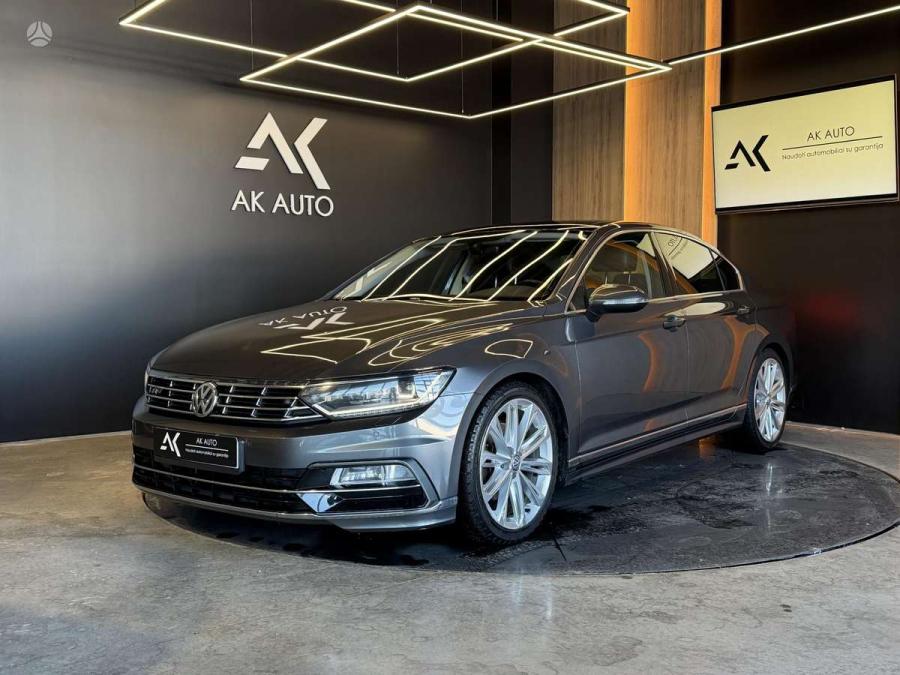 Grey Volkswagen Passat 2015 in Kaunas, with an engine capacity of 1.60 L and mileage of 230 thousand km for 12490 €, photo 6 on AUTOMOTO.COM.LV