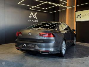 Grey Volkswagen Passat 2015 in Kaunas, with an engine capacity of 1.60 L and mileage of 230 thousand km for 12490 €, photo 11 on AUTOMOTO.COM.LV