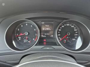 Grey Volkswagen Passat 2015 in Ukmerge, with an engine capacity of 1.40 L and mileage of 111 thousand km for 9500 €, photo 17 on AUTOMOTO.COM.LV