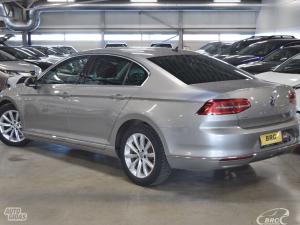 Grey Volkswagen Passat 2015 in Riga, with an engine capacity of 1.40 L and mileage of 172 thousand km for 9900 €, photo 21 on AUTOMOTO.COM.LV