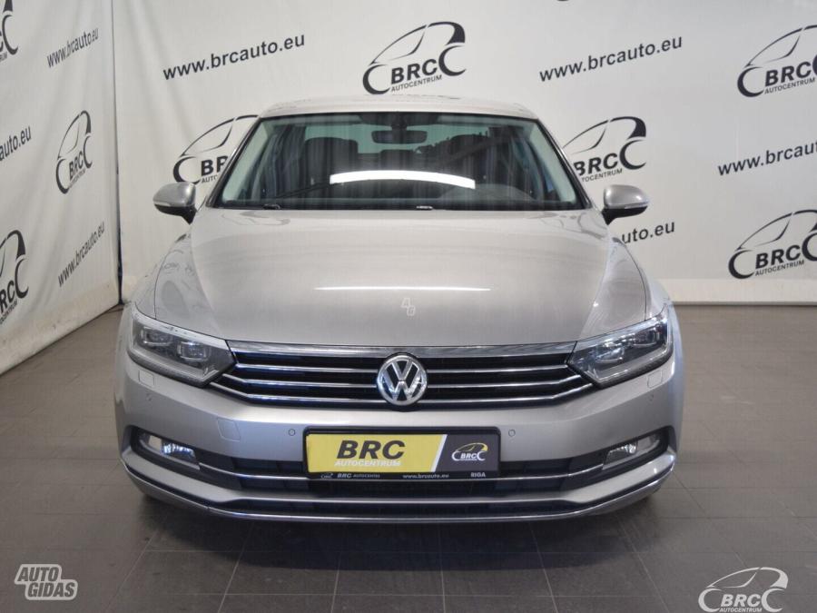 Grey Volkswagen Passat 2015 in Riga, with an engine capacity of 1.40 L and mileage of 172 thousand km for 9900 €, photo 23 on AUTOMOTO.COM.LV