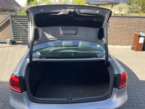 Grey Volkswagen Passat 2015 in Kaunas, with an engine capacity of 1.80 L and mileage of 252 thousand km for 4150 €, photo 12 on AUTOMOTO.COM.LV