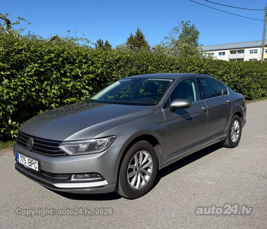 Grey Volkswagen Passat 2015 in Tallinn, with an engine capacity of 1.40 L and mileage of 169 thousand km for 8990 €, photo 1 on AUTOMOTO.COM.LV