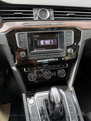 Grey Volkswagen Passat 2015 in Tallinn, with an engine capacity of 1.40 L and mileage of 169 thousand km for 8990 €, photo 21 on AUTOMOTO.COM.LV