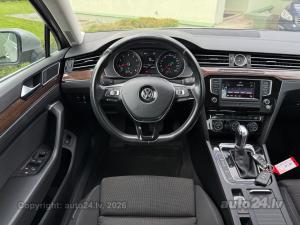 Grey Volkswagen Passat 2015 in Tallinn, with an engine capacity of 1.40 L and mileage of 169 thousand km for 8990 €, photo 23 on AUTOMOTO.COM.LV