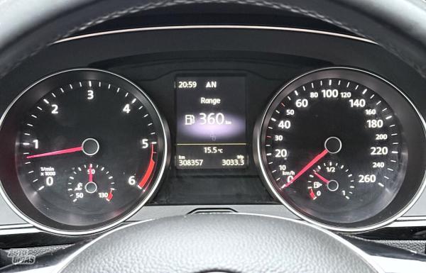 Grey Volkswagen Passat 2015 in Kaunas, with an engine capacity of 1.60 L and mileage of 308 thousand km for 6500 €, photo 8 on AUTOMOTO.COM.LV