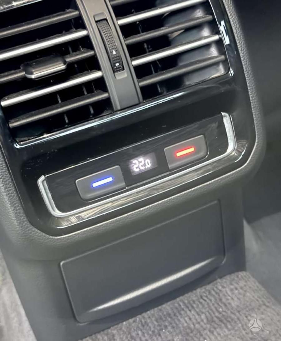 Grey Volkswagen Passat 2015 in Kaunas, with an engine capacity of 1.60 L and mileage of 308 thousand km for 6500 €, photo 18 on AUTOMOTO.COM.LV