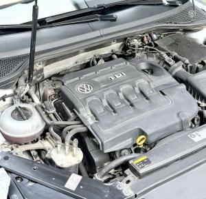 Grey Volkswagen Passat 2015 in Kaunas, with an engine capacity of 1.60 L and mileage of 308 thousand km for 6500 €, photo 20 on AUTOMOTO.COM.LV