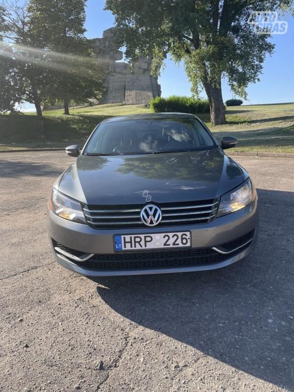 Grey Volkswagen Passat 2015 in Kaunas, with an engine capacity of 2.00 L and mileage of 209 thousand km for 5700 €, photo 4 on AUTOMOTO.COM.LV