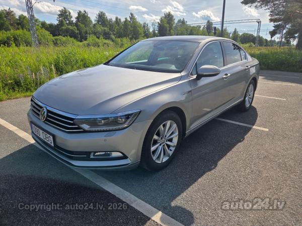 Grey Volkswagen Passat 2015 in Tallinn, with an engine capacity of 2.00 L and mileage of 230 thousand km for 12900 €, photo 6 on AUTOMOTO.COM.LV