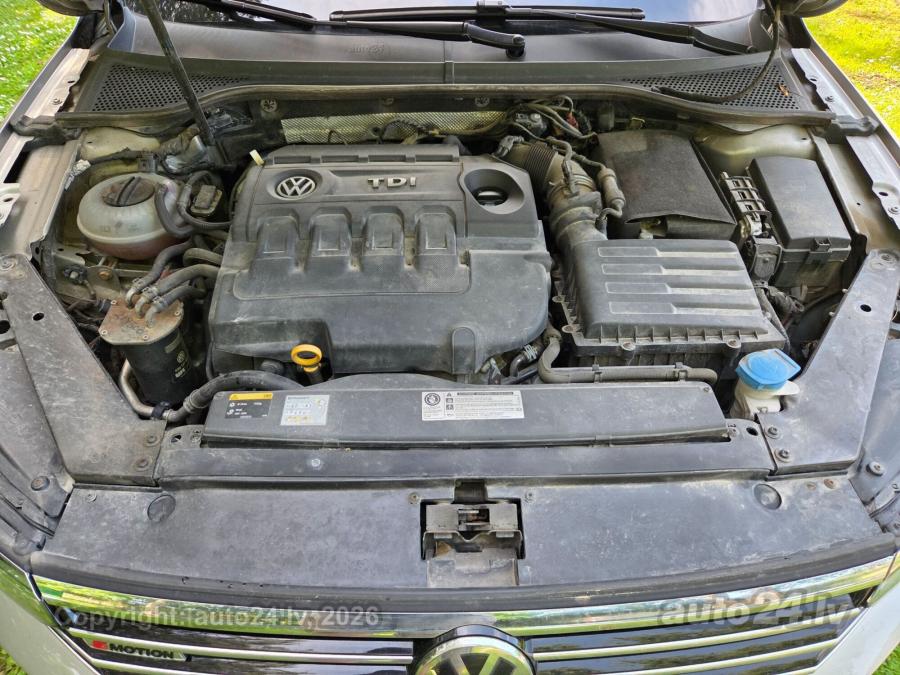 Pelēks Volkswagen Passat 2015 Tallina, ar dzinēja tilpumu 2.00 L un nobraukumu 230 tūkst. km par 12900 €, foto 16 vietnē AUTOMOTO.COM.LV