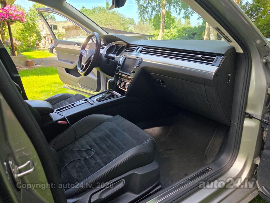 Pelēks Volkswagen Passat 2015 Tallina, ar dzinēja tilpumu 2.00 L un nobraukumu 230 tūkst. km par 12900 €, foto 18 vietnē AUTOMOTO.COM.LV