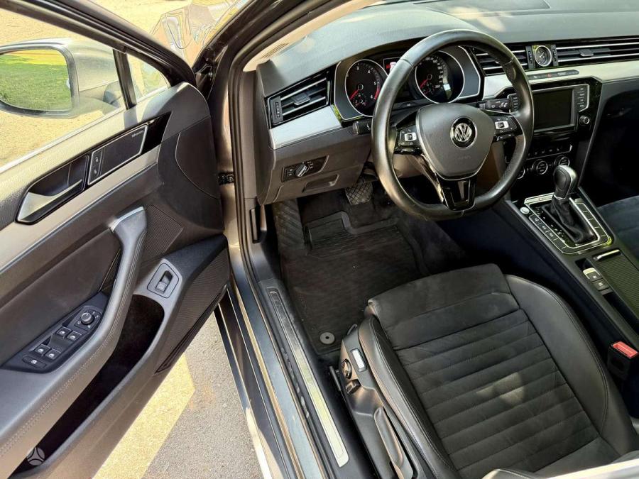 Pelēks Volkswagen Passat 2015 Kauņa, ar dzinēja tilpumu 1.97 L un nobraukumu 312 tūkst. km par 10400 €, foto 12 vietnē AUTOMOTO.COM.LV