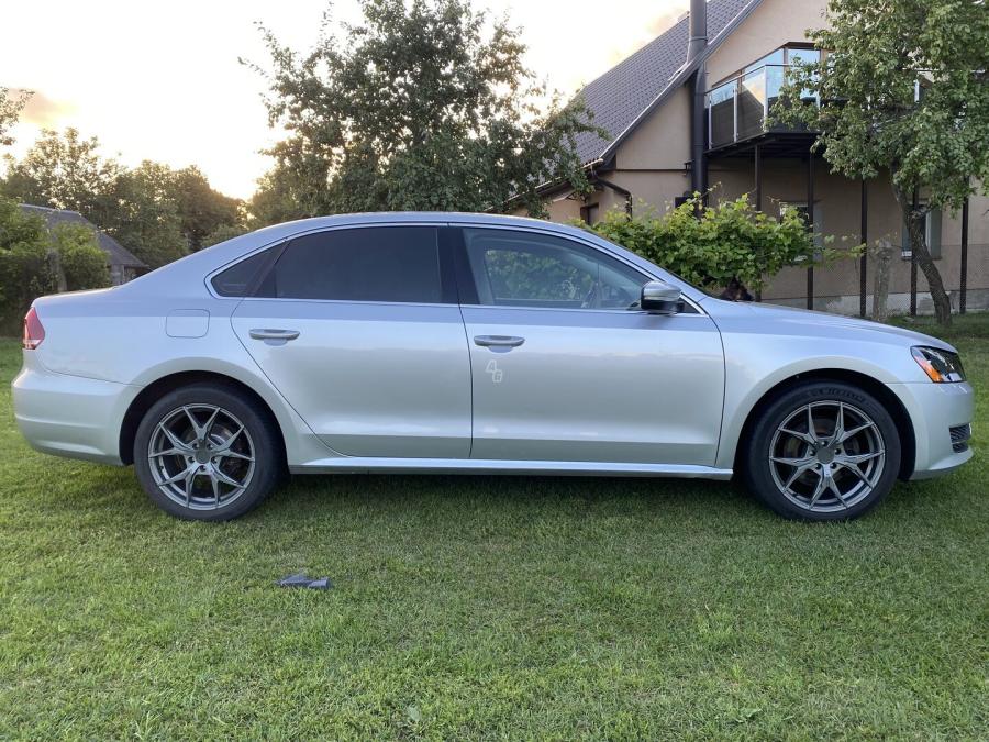 Grey Volkswagen Passat 2015 in Vilnius, with an engine capacity of 1.80 L and mileage of 236 thousand km for 5000 €, photo 8 on AUTOMOTO.COM.LV