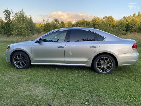Grey Volkswagen Passat 2015 in Vilnius, with an engine capacity of 1.80 L and mileage of 236 thousand km for 5000 €, photo 8 on AUTOMOTO.COM.LV