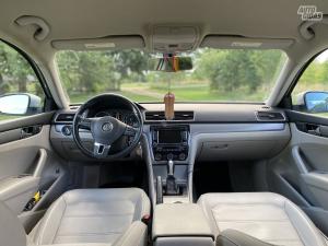 Grey Volkswagen Passat 2015 in Vilnius, with an engine capacity of 1.80 L and mileage of 236 thousand km for 5000 €, photo 12 on AUTOMOTO.COM.LV