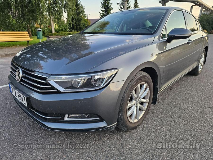 Grey Volkswagen Passat 2015 in Paide, with an engine capacity of 1.40 L and mileage of 128 thousand km for 10990 €, photo 1 on AUTOMOTO.COM.LV