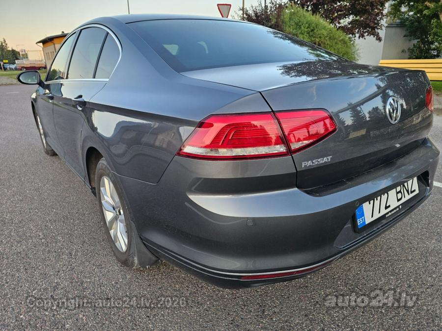 Grey Volkswagen Passat 2015 in Paide, with an engine capacity of 1.40 L and mileage of 128 thousand km for 10990 €, photo 7 on AUTOMOTO.COM.LV