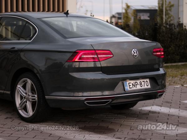 Pelēks Volkswagen Passat 2015 Tallina, ar dzinēja tilpumu 2.00 L un nobraukumu 232 tūkst. km par 11500 €, foto 10 vietnē AUTOMOTO.COM.LV