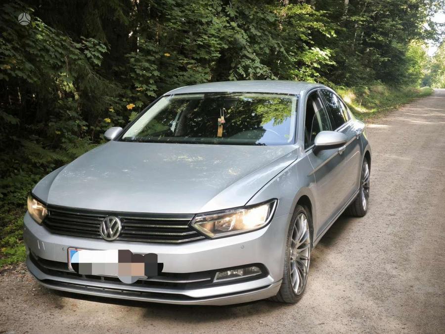 Grey Volkswagen Passat 2015 in Telschi, with an engine capacity of 1.97 L and mileage of 260 thousand km for 3600 €, photo 1 on AUTOMOTO.COM.LV