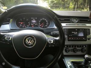 Grey Volkswagen Passat 2015 in Telschi, with an engine capacity of 1.97 L and mileage of 260 thousand km for 3600 €, photo 10 on AUTOMOTO.COM.LV